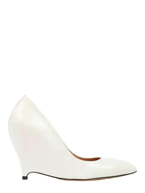 MAISON MARGIELA Leather Pointed Toe Pumps - White