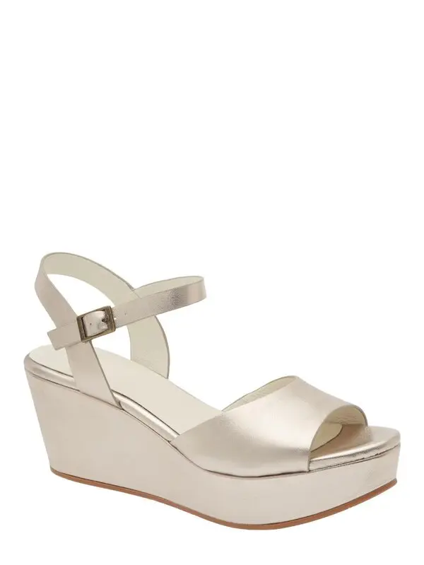 CHOCOLAT BLU Winka Platform Wedge Sandal - Platinum Leather