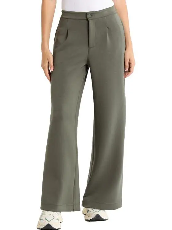 MPG Dreamweave™ Pleated Pants - Kambaba