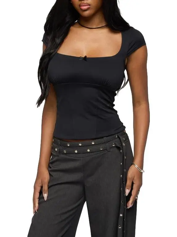 EDIKTED Laiah Square Neck Cap Sleeve Crop Top - Black