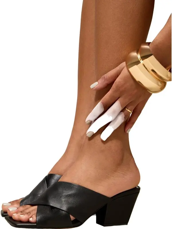 Vince Camuto Kespa Mule - Black