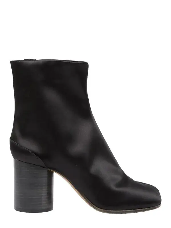 MAISON MARGIELA Tabi Ankle Boots - Black