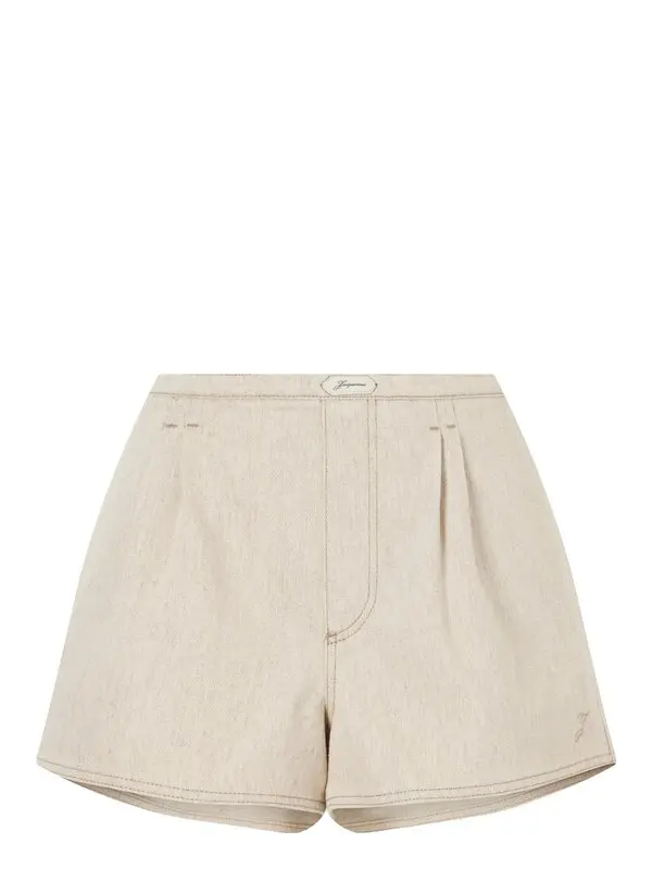 Jacquemus De-nîmes Amelo Pleated Cotton And Hemp-blend Shorts - Neutrals