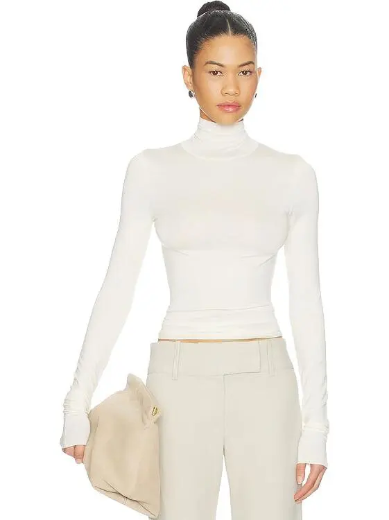 Eterne Fitted Turtleneck Top - Ivory