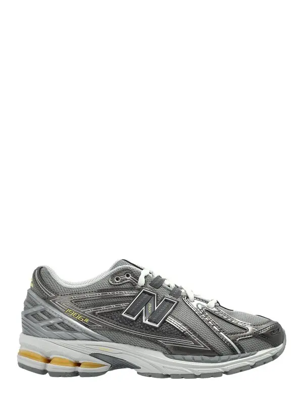 NEW BALANCE Sports Shoes - Grey