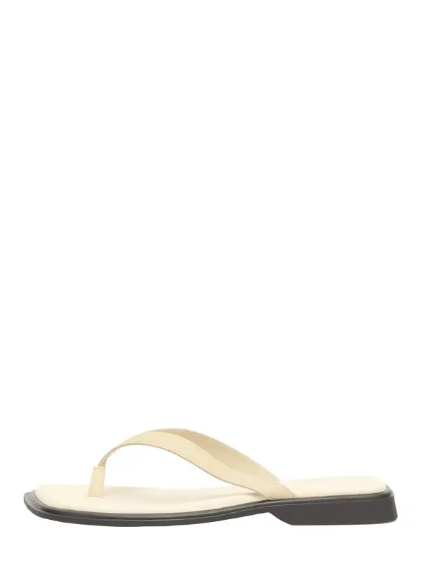 VAGABOND SHOEMAKERS Izzy Leather Flip Flops - Off White