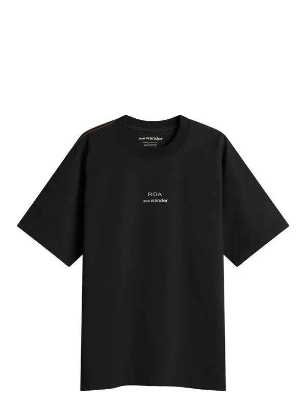 AND WANDER X Roa Logo Printed T-shirt - Black