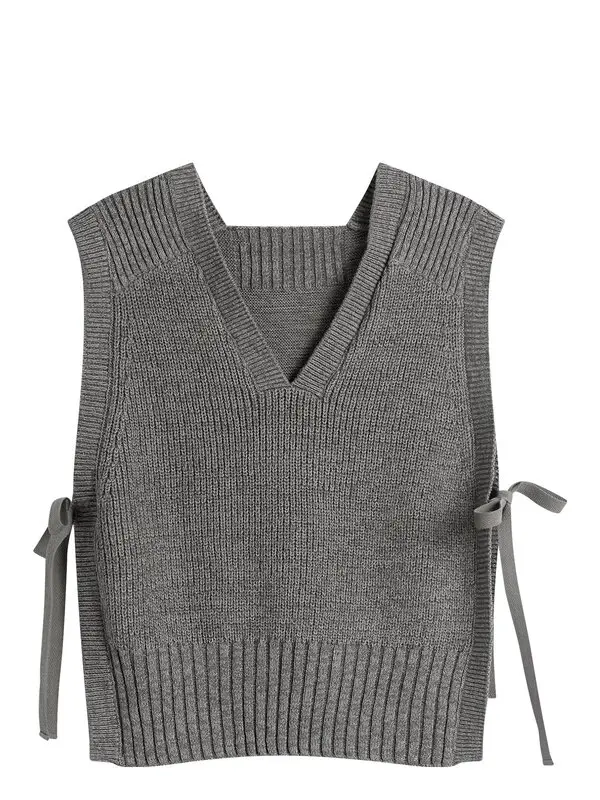 BEAMS Knitted Vest - Charcoal.g