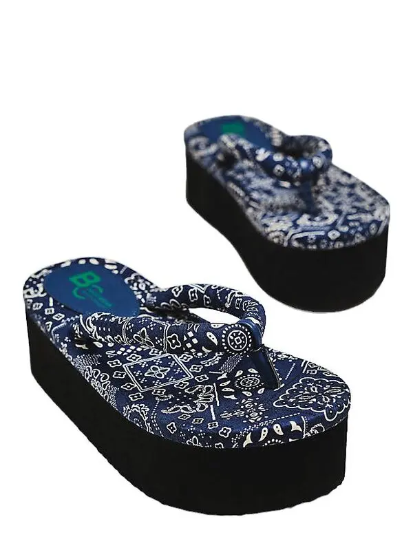 Seychelles Platform Thong Sandals - Navy Bandana Print