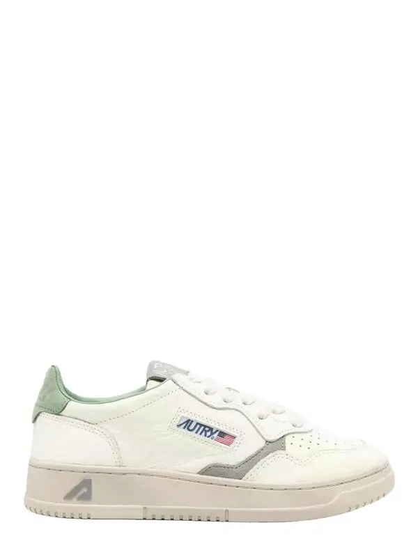 AUTRY Grained Medalist Low Leather Sneakers - Neutrals