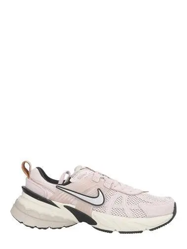 Nike V2k Run Low-top Sneakers - Blush