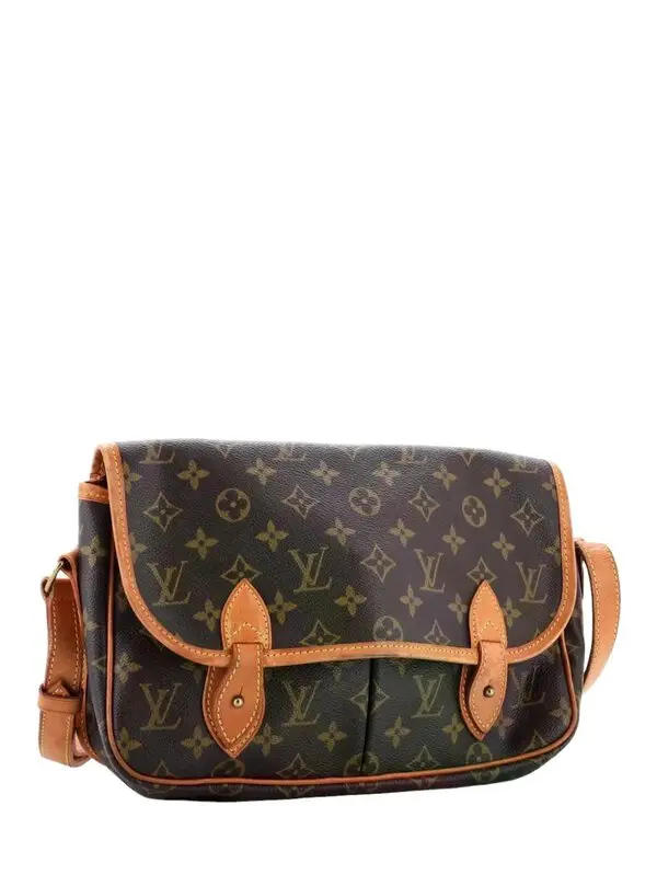 LOUIS VUITTON Sac Gibeciere Messenger Bag Monogram Canvas Mm - Brown