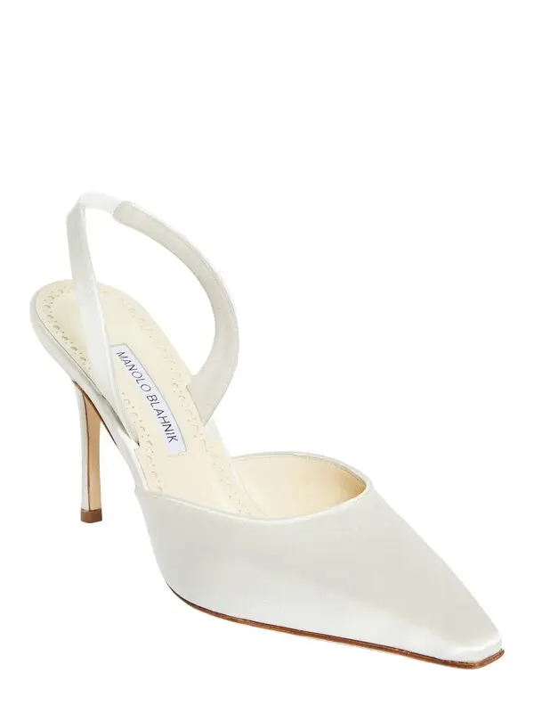 Manolo Blahnik Borelapla Slingback Pumps - Light Cream