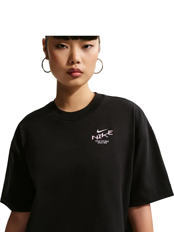 Nike Sportswear Oversized Mid-cropped T-shirt - Black