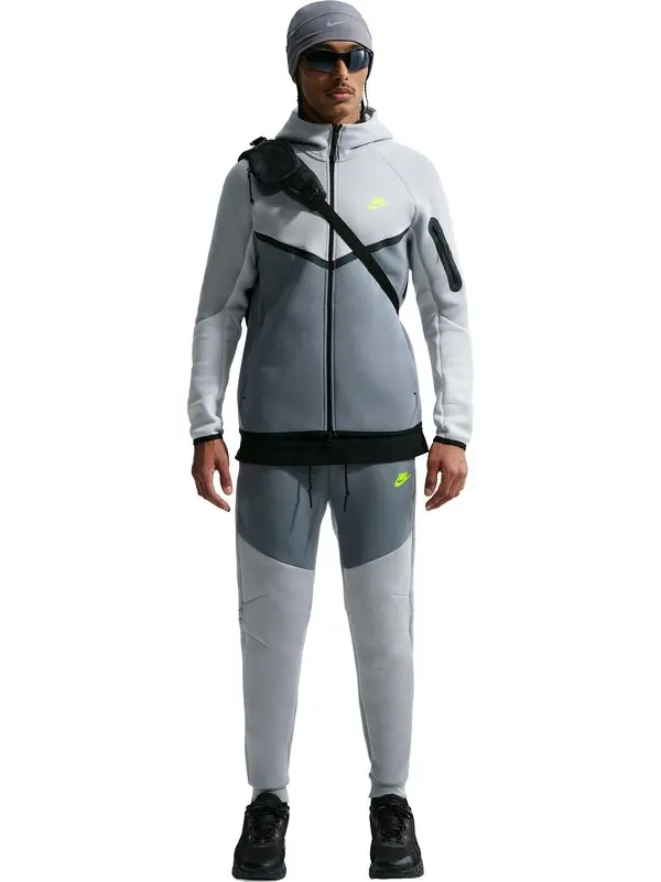 Nike Tech Fleece Jogger Pants - Grey