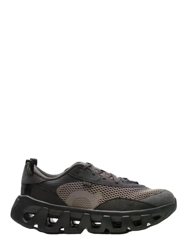On X Kith K-tech 2 Thorn Ganache Sneakers - Grey