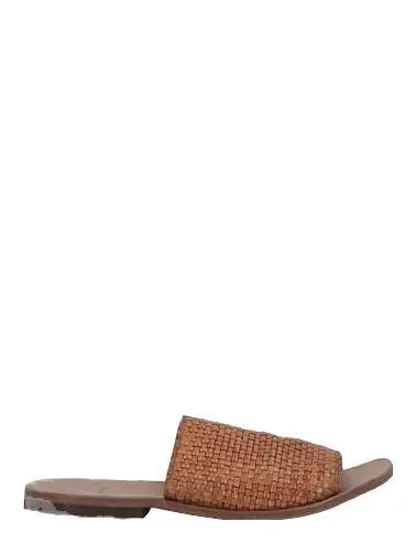 Moma Slide Sandals In Calfskin - Brown