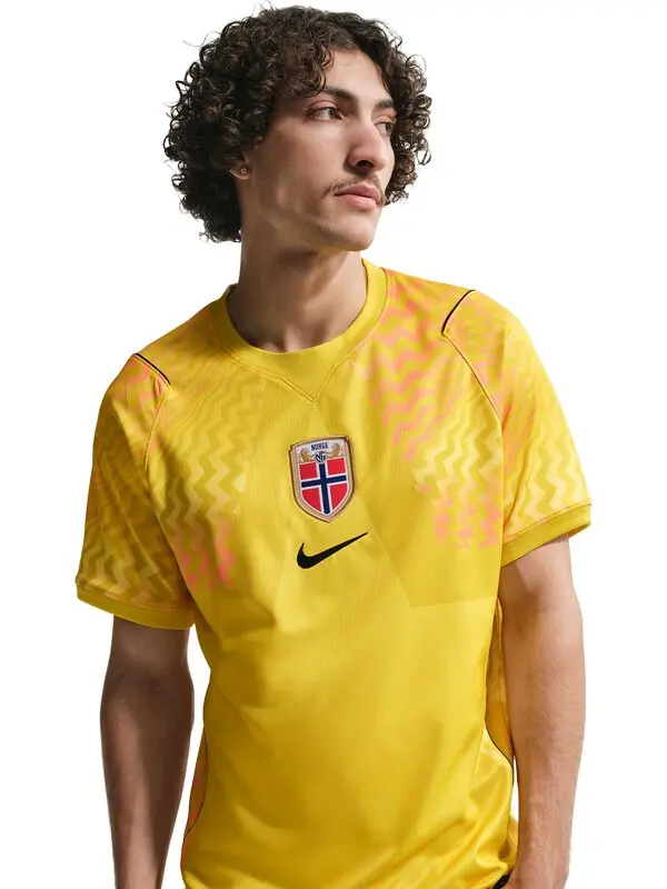 Nike Norway 2026 Stadium Goalkeeper Dri-fit Soccer Replica Short-sleeve Jersey - Yellow