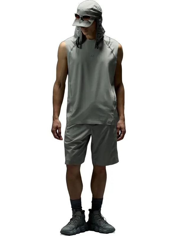 Oakley Latitude Veil Tank - Cement