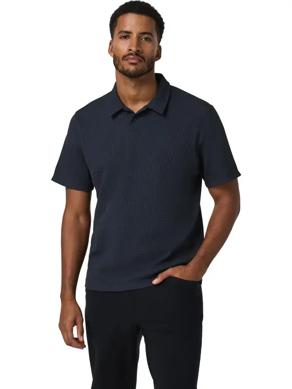 Vuori Short Sleeve Lightweight Tech Waffle Polo Relaxed Fit - Navy