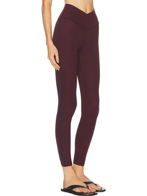 Splits59 Mia Rigor Legging W/ Stripe In Wine - Dark Cherry & Indigo