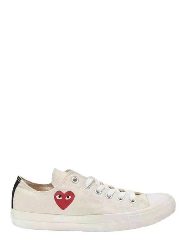 Play Comme Des Garcon Chuck 70 Big Heart Sneakers - Neutrals