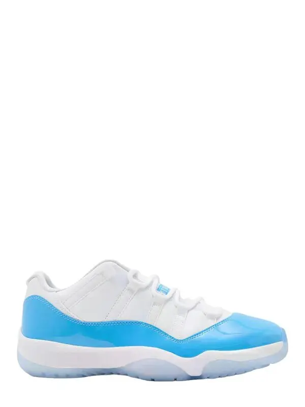 JORDAN Retro Low Sneakers - White