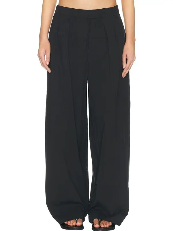 ST. AGNI Relaxed Pleat Pant - Black