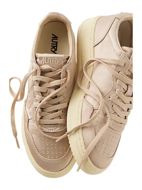AUTRY Medalist Low-top Satin Sneakers - Desert Rose