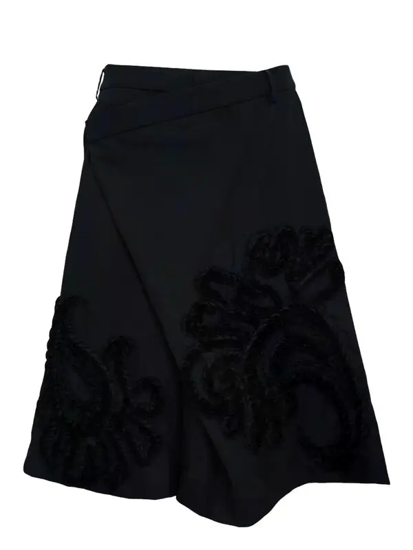 TAAKK Embroidered Wrap Shorts - Black