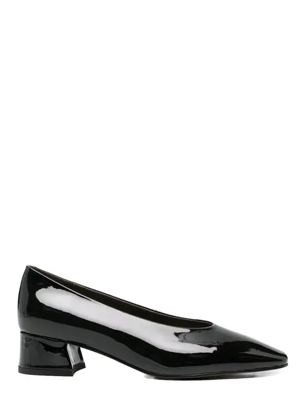 LINDA BAUMANN Point-toe Pumps - Black