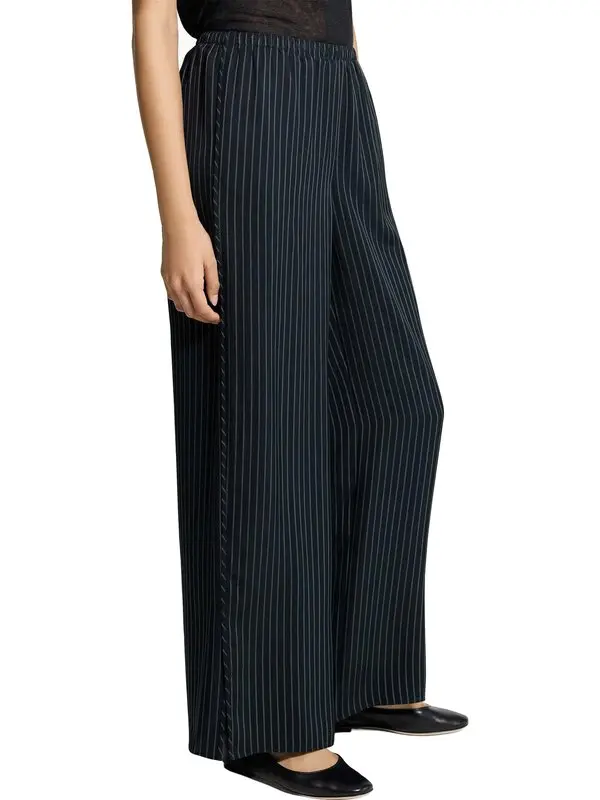 Theory Stripe Slit Pull-on Pants - Black