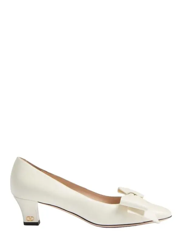 Valentino Garavani Bowow Kidskin Pumps - Ivory