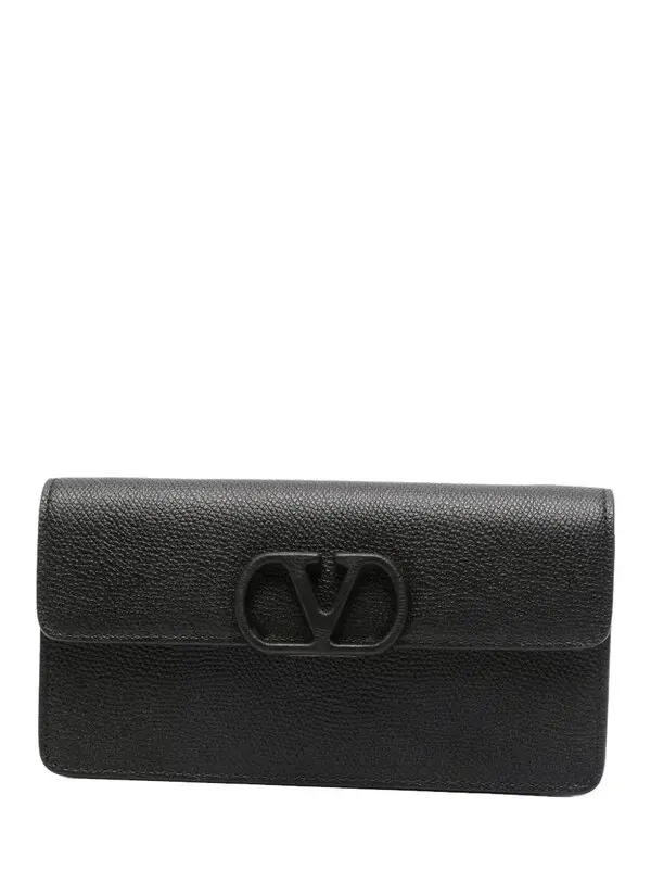 Valentino Garavani Logo Appliqué Shoulder Bag - Black