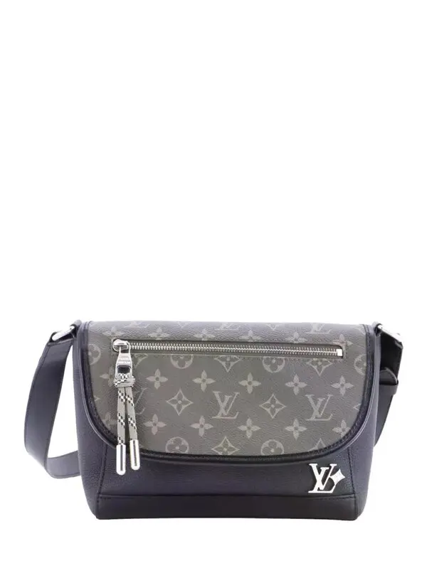 LOUIS VUITTON Pulse Messenger Monogram Crossbody Bag - Black