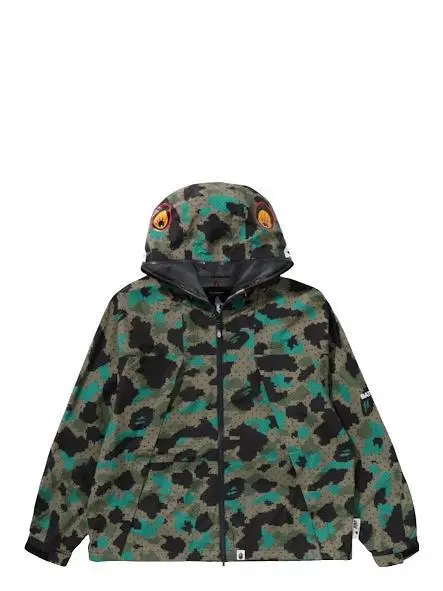 A BATHING APE Camo Shark Packable Snowboard Jacket - Green
