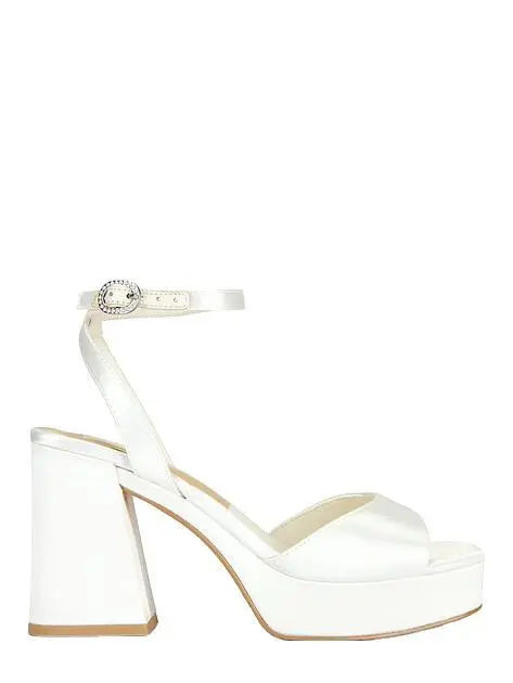 Dolce Vita Felicia Platform Heel - White