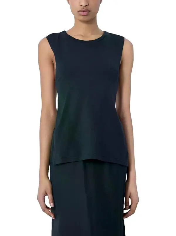 RIER Sleeveless Tank Top - Black