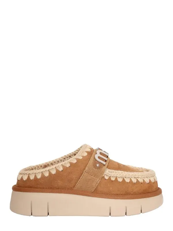 Mou Bounce Suede Clog With Letter Logo - Red