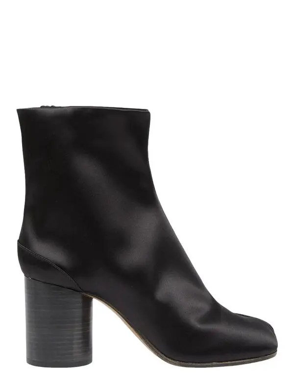 MAISON MARGIELA Tabi Ankle Boot - Black