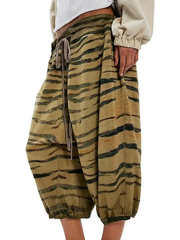 MAGNOLIA PEARL Capri La Jolla Joggers - Tiger