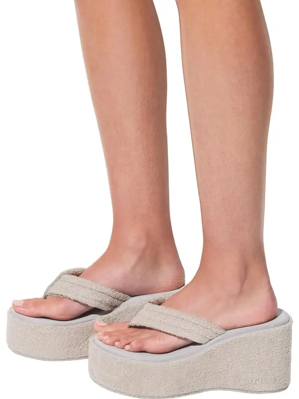 SKIMS Platform Sandal - Stone