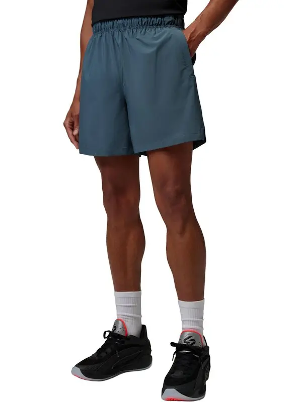 JORDAN Sport Flightweight 6" Dri-fit Shorts - Blue