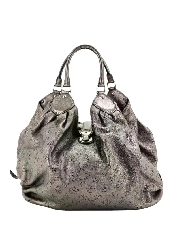 LOUIS VUITTON Xl Mahina Leather Hobo Bag - Metallic