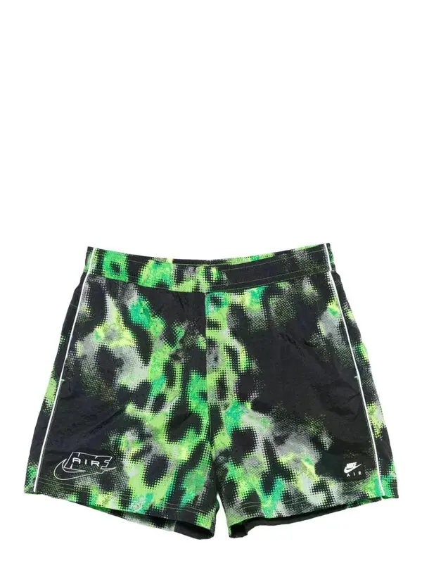 Nike Graphic Print Shorts - Black