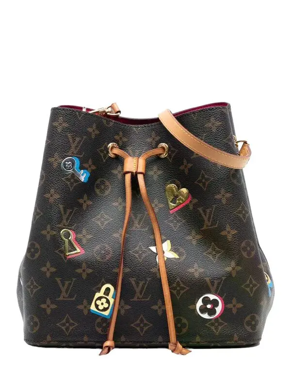 LOUIS VUITTON 2019 Monogram Love Lock Neonoe Mm Bucket Bag - Brown