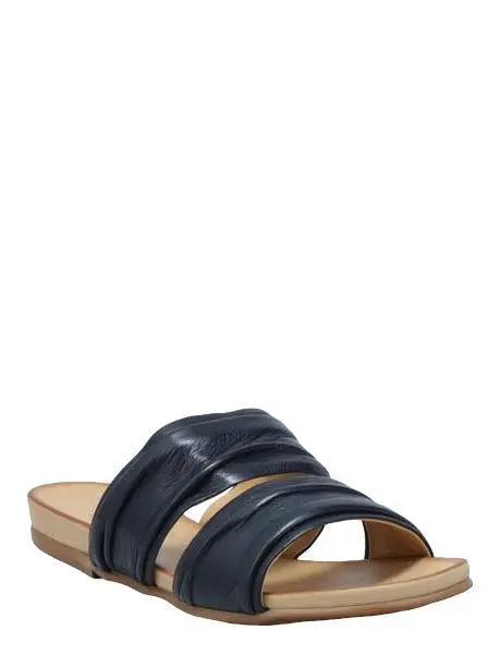 Miz Mooz Terrie Slide Sandal - Black