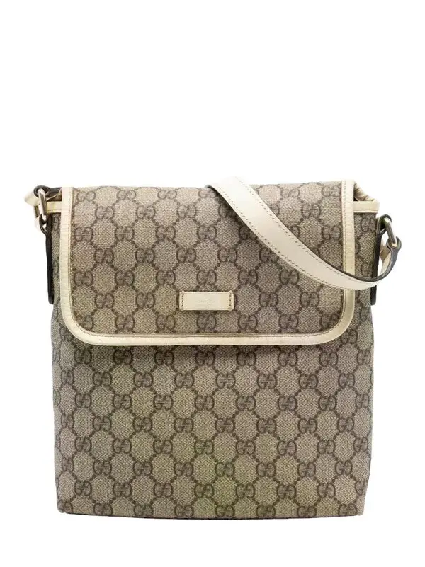 Gucci Gg Supreme Crossbody Bag - Neutrals