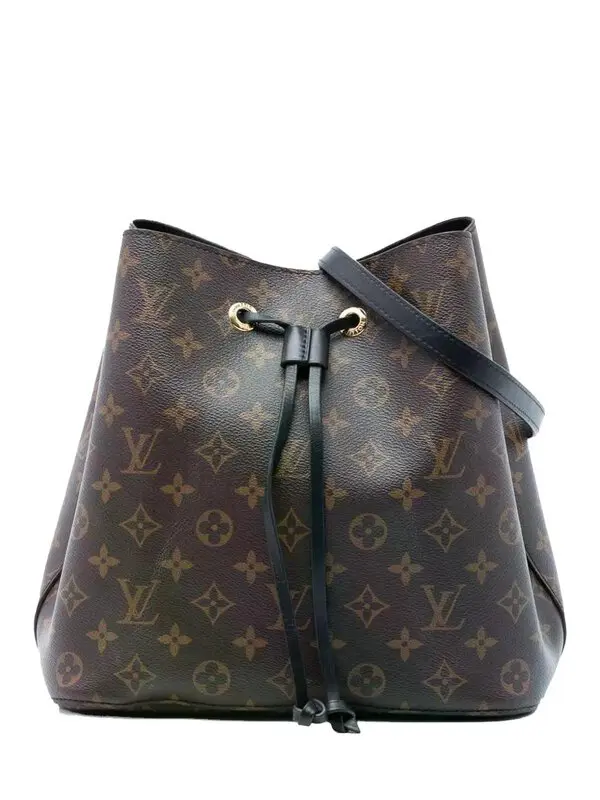 LOUIS VUITTON 2017 Monogram Neonoe Mm Bucket Bag - Black