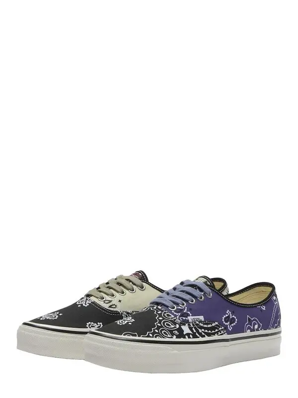 VANS Premium Authentic 44 - Bandana